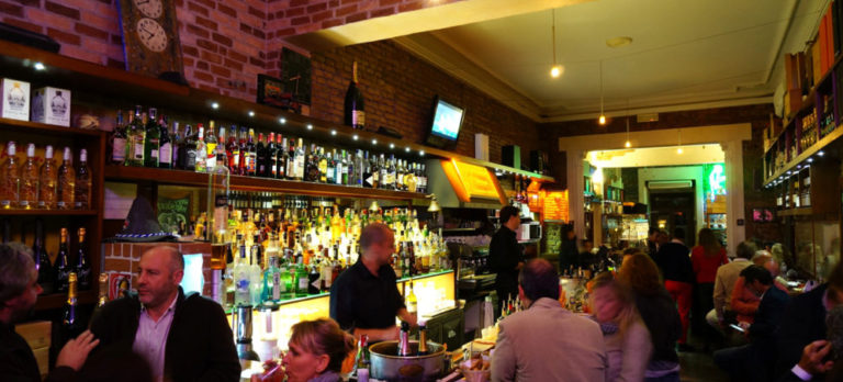 Ecco l'identikit del nuovo bar italiano: tutti i numeri e le ...